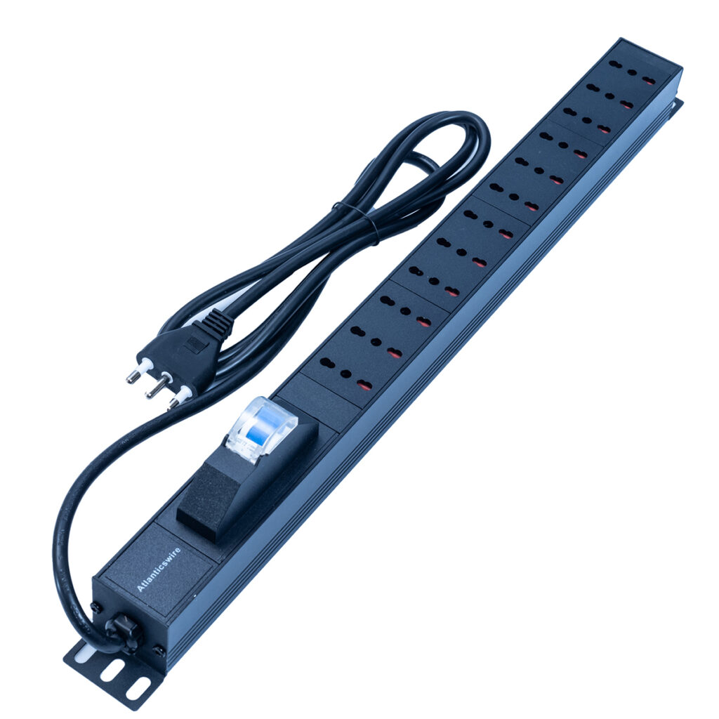 ATLANTICSWIRE PDU 12 ENCHUFES VERTICAL 22" C/PROTECCION RACK/BASTIDOR ...